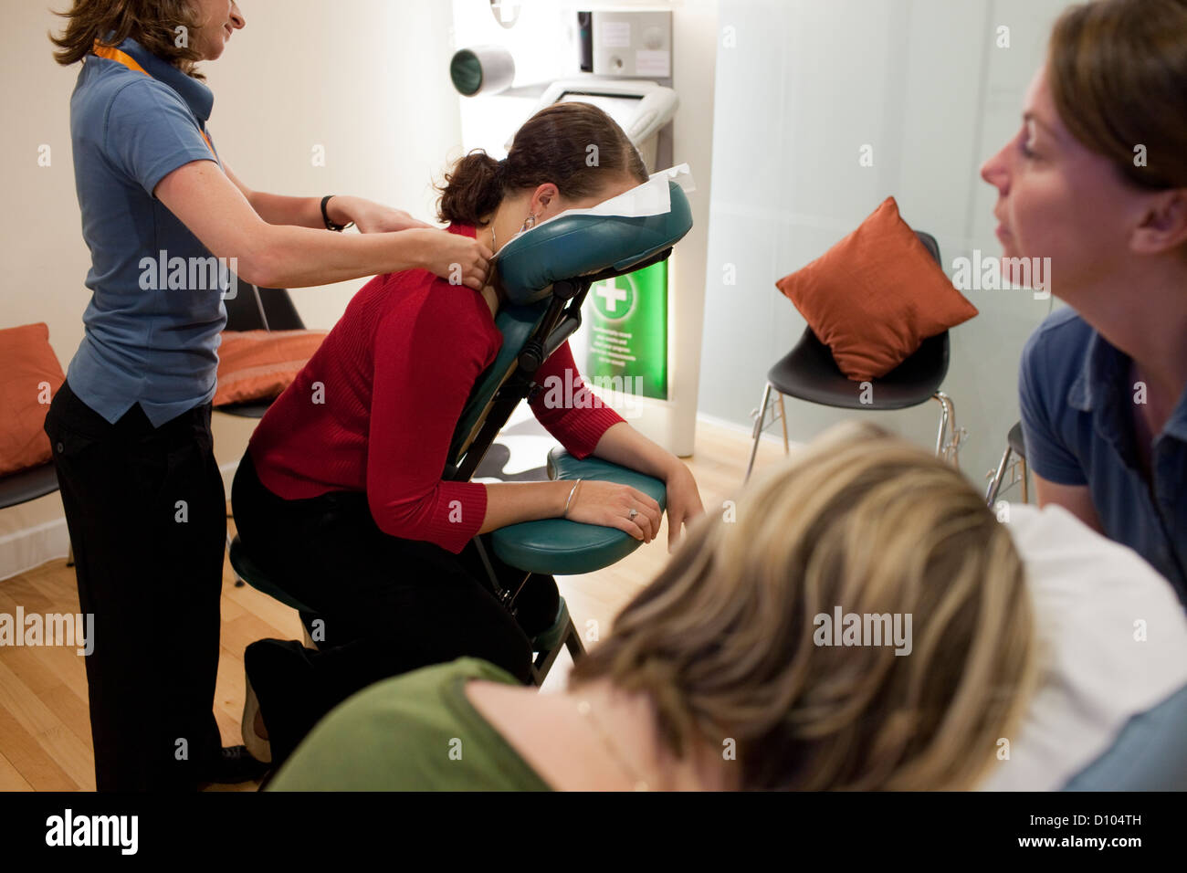 Massage parlor hi-res stock photography and images - Alamy