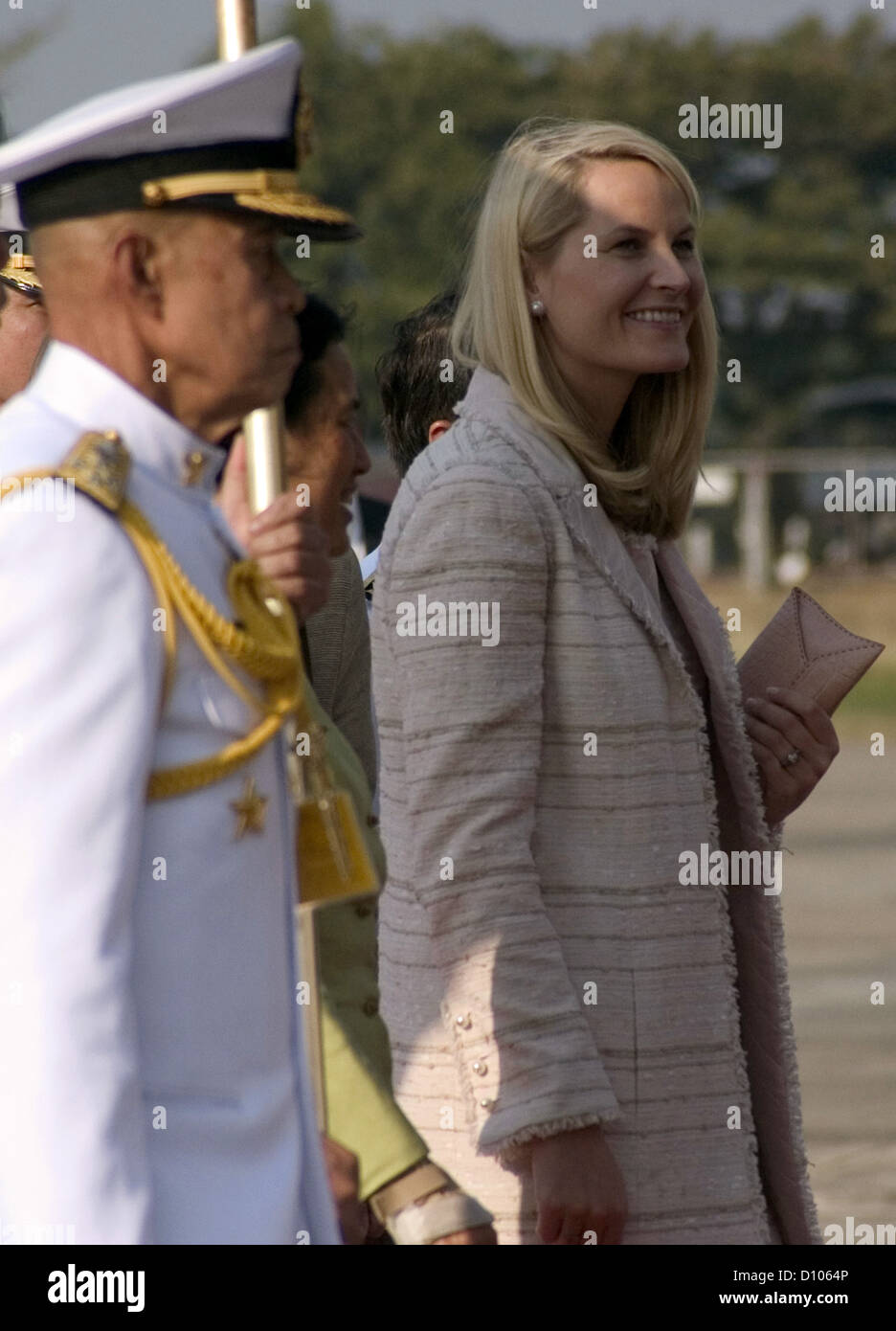 HRH Princess Maha Chakri Sirindhorn welcomes HRH Crown Prince Haakon ...