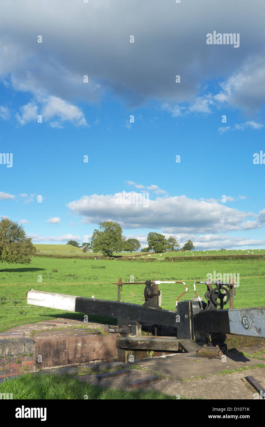 Tardebigge flight of locks on the Worcester and Birmingham Canal ...