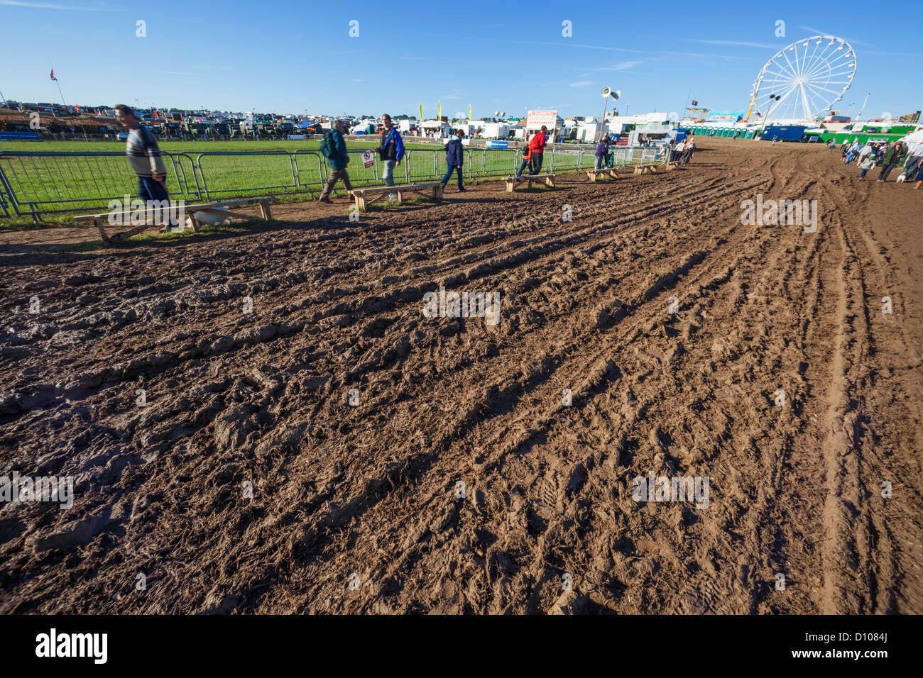 England, Dorset, Blanford, The Great Dorset Steam Fair, Muddy Field ...