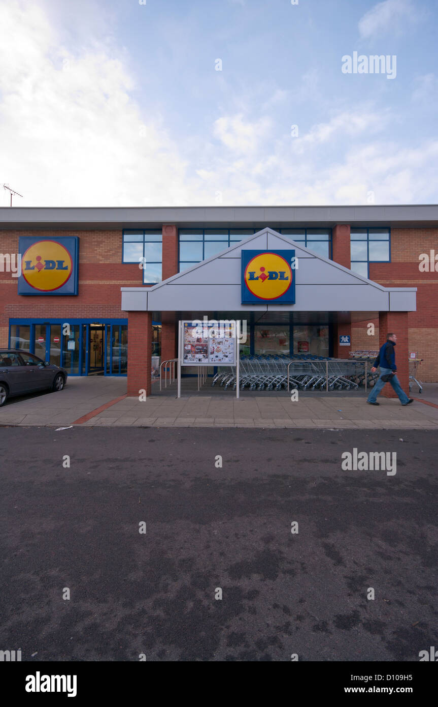 Lidl uk hi-res stock photography and images - Alamy