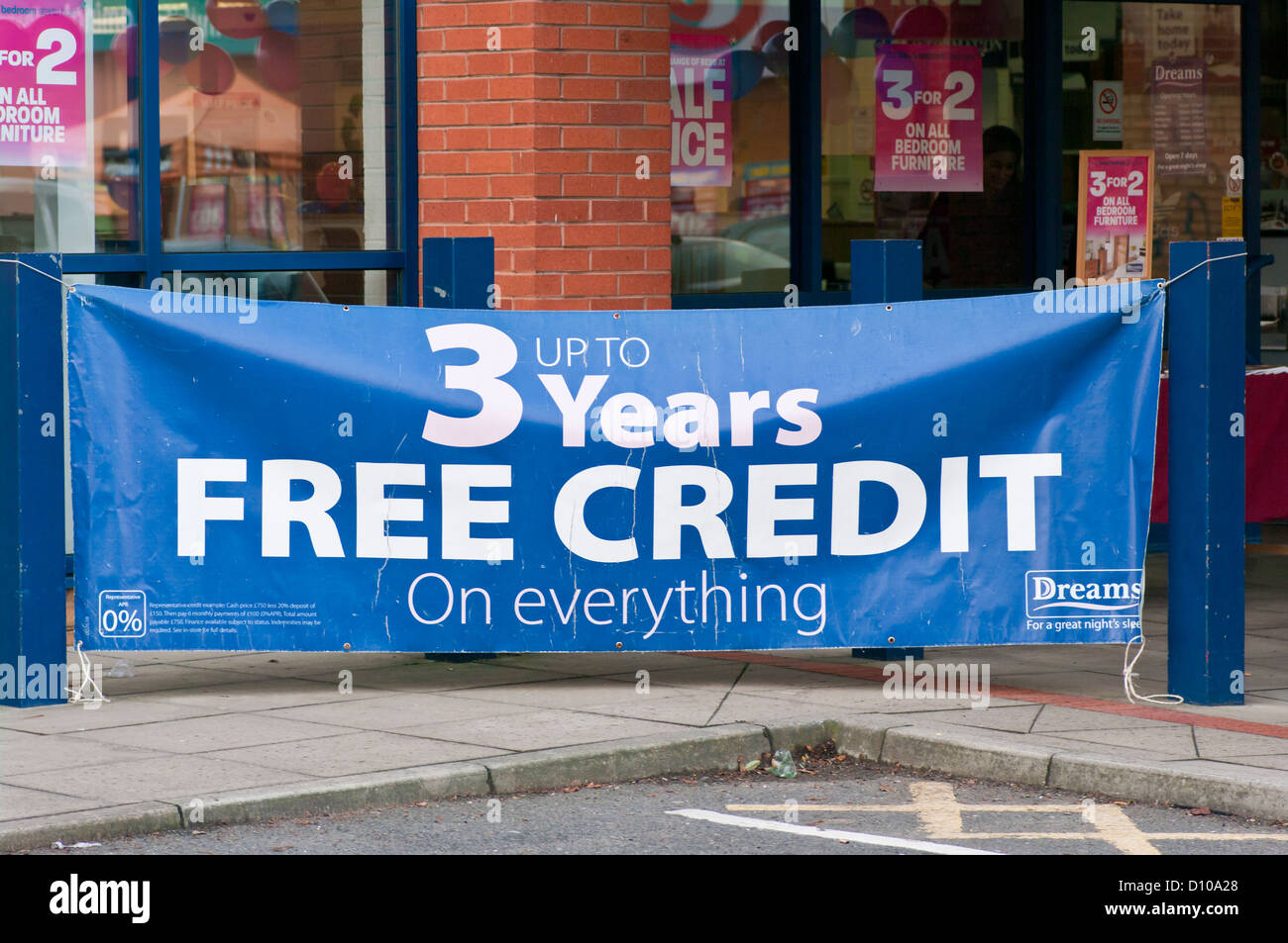 Interest free sign hi-res stock photography and images - Alamy