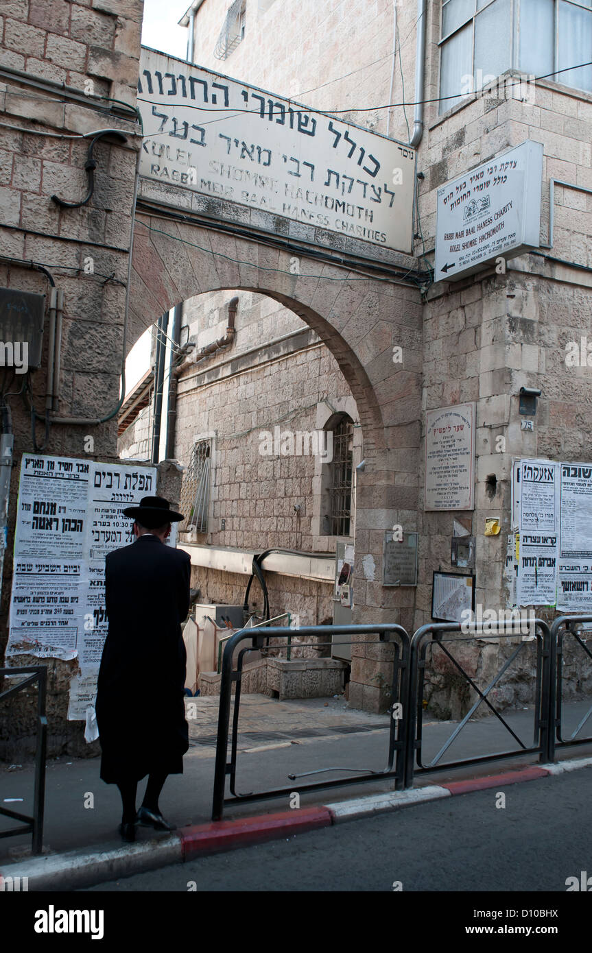 Shearim hi-res stock photography and images - Alamy