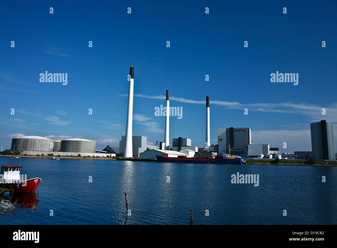 Power Station converting the energy of the fuel into electricity and ...