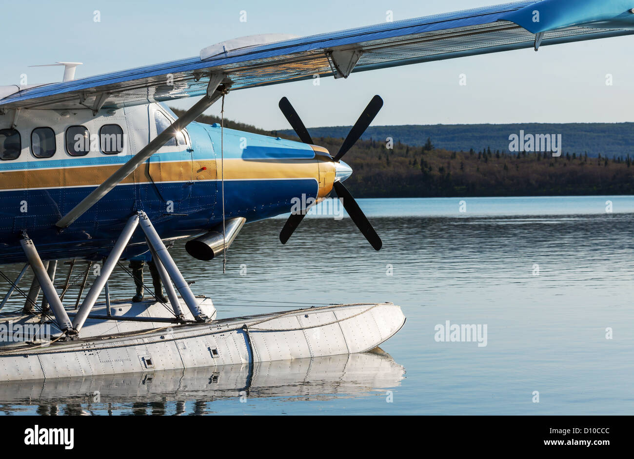 Pontoons on float plane hi-res stock photography and images - Alamy
