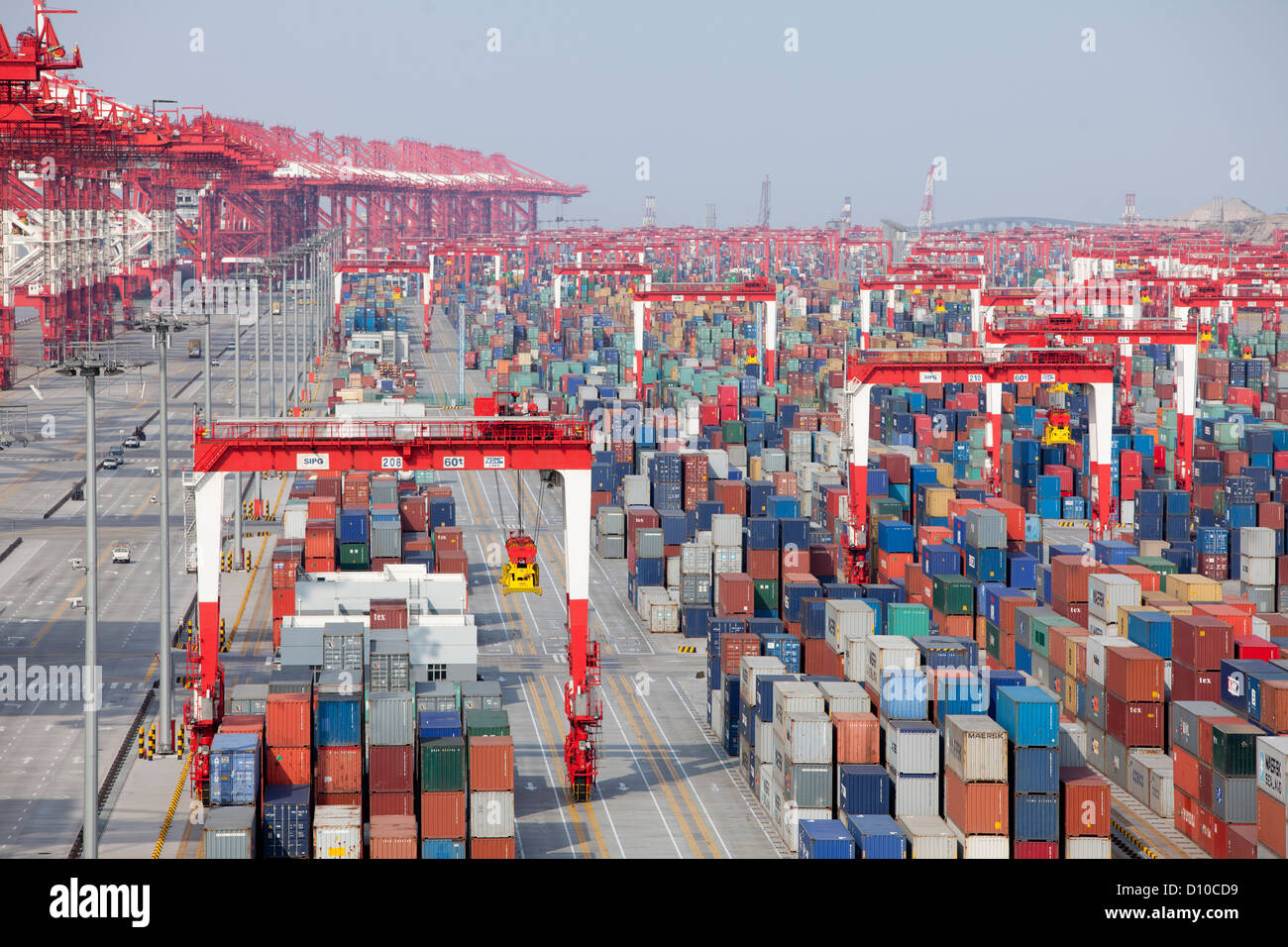 Yangshan container port, Shanghai. China Stock Photo - Alamy