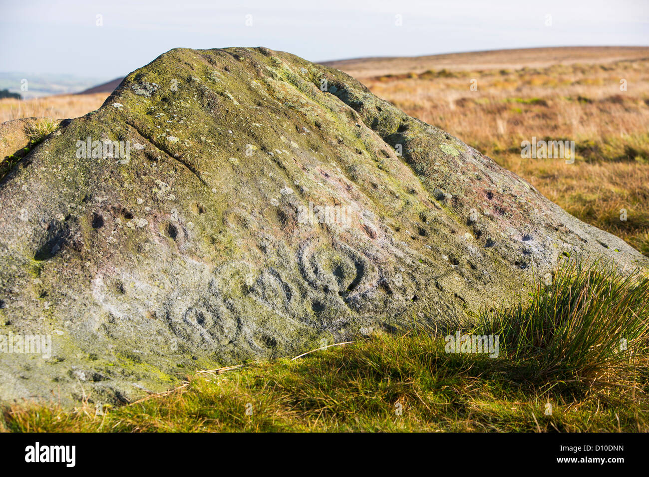 Cup and ring marks on the ancient Badger Stone on Ilkley Moor ...
