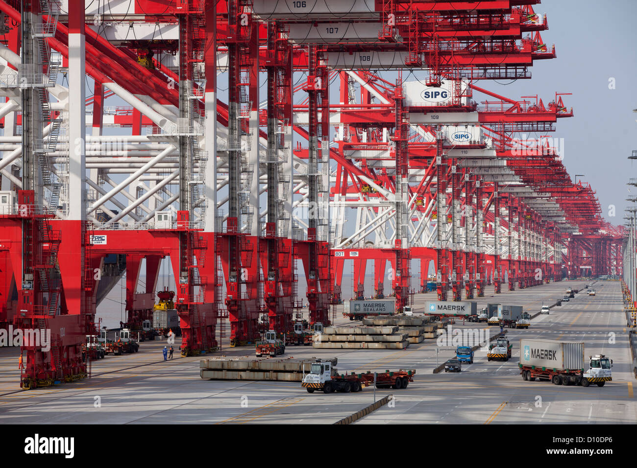 Yangshan container port, Shanghai. China Stock Photo - Alamy