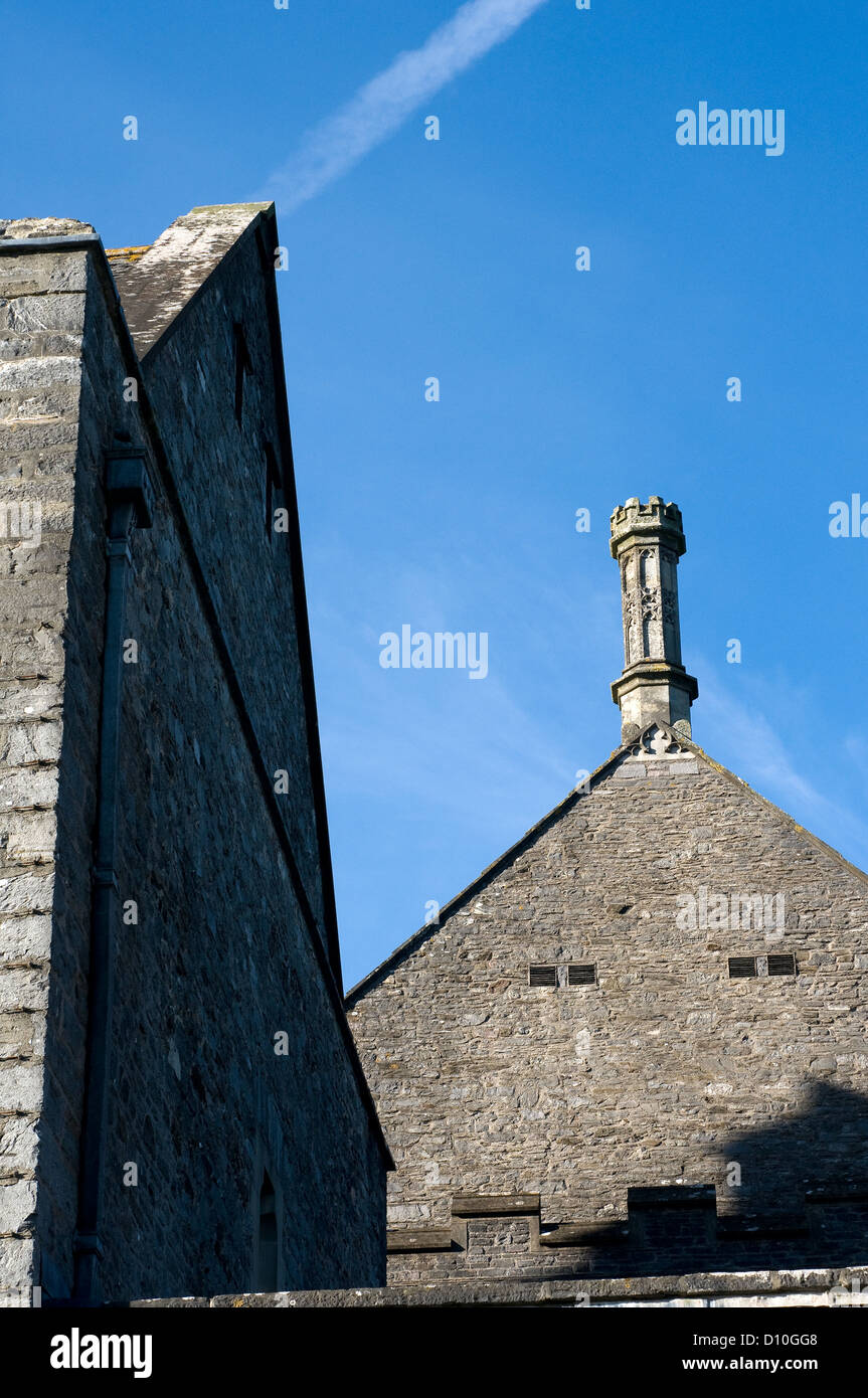 Gable finial hi-res stock photography and images - Alamy