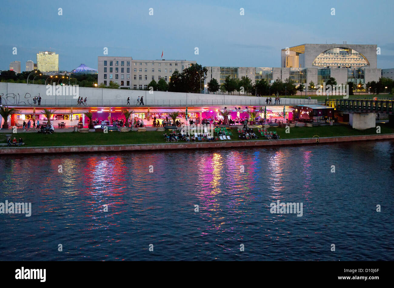 Berlin, Germany, Spree, beach Beach Capital in Spreebogenpark and ...