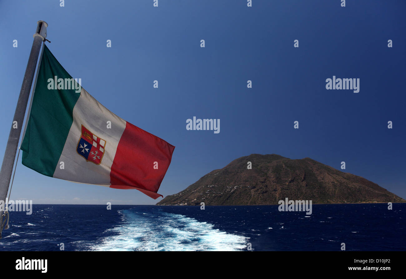 Italian merchant flag hi-res stock photography and images - Alamy