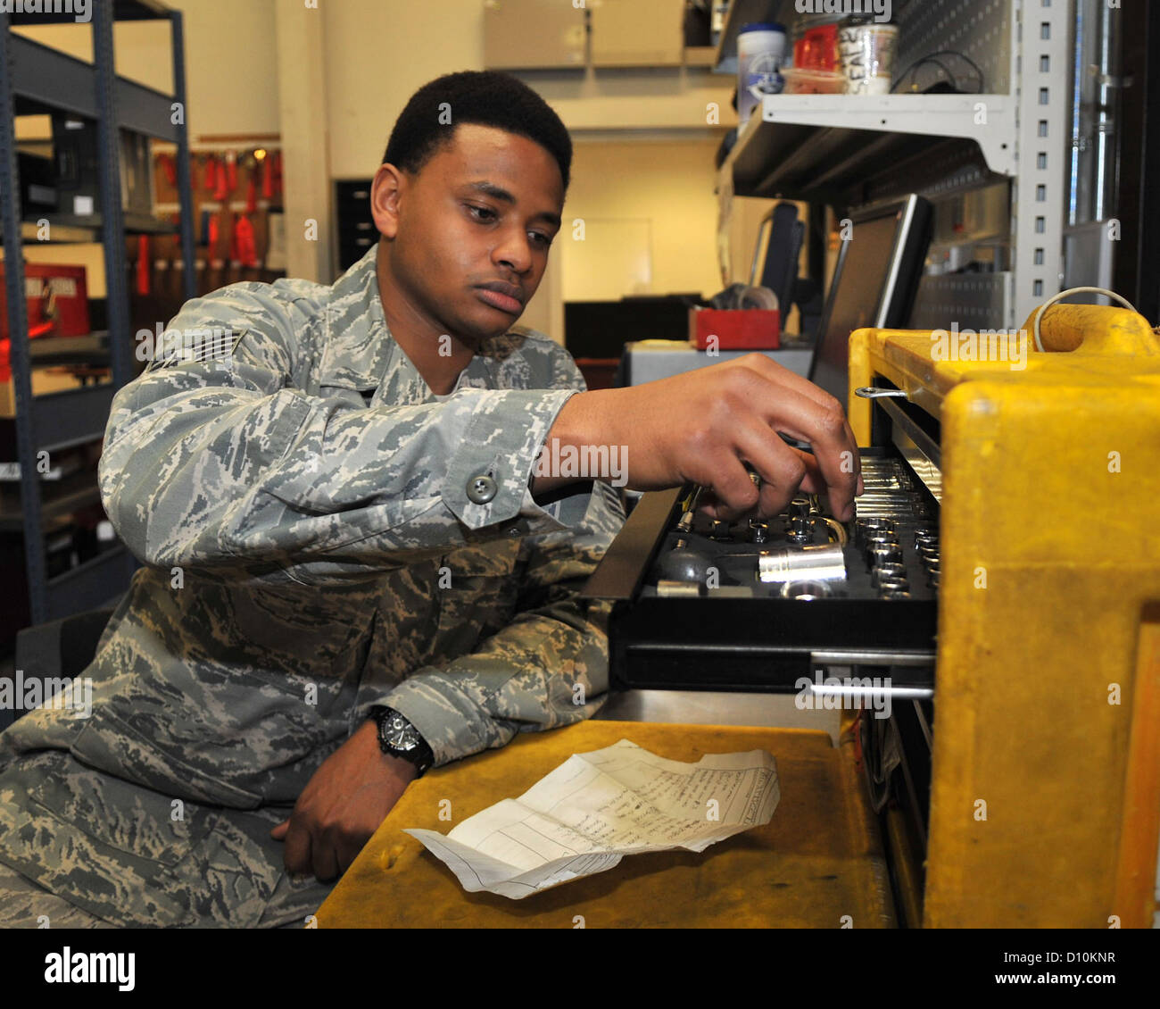 100th maintenance squadron hi-res stock photography and images - Alamy