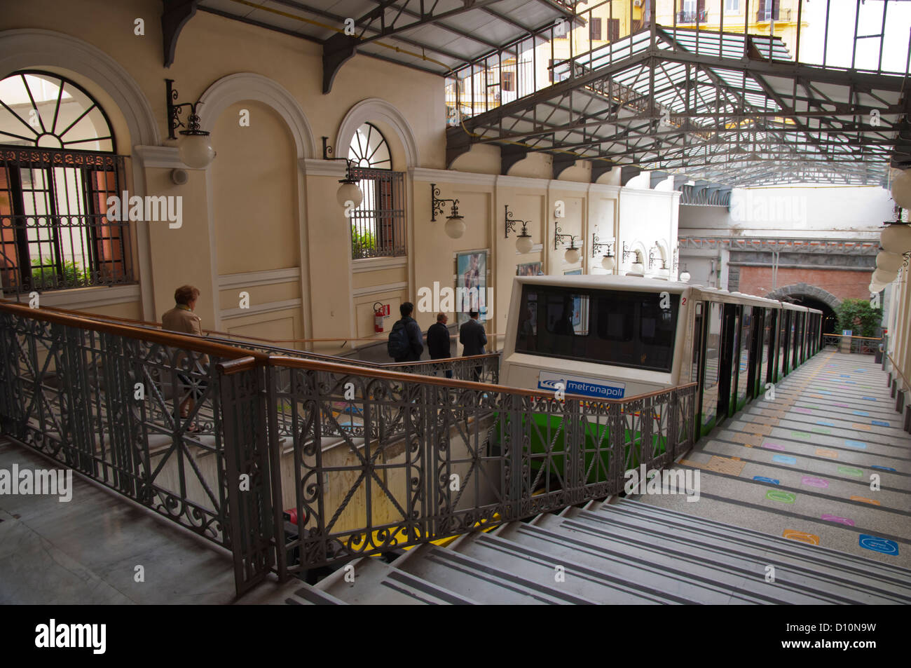 Funicolare napoli hi-res stock photography and images - Alamy