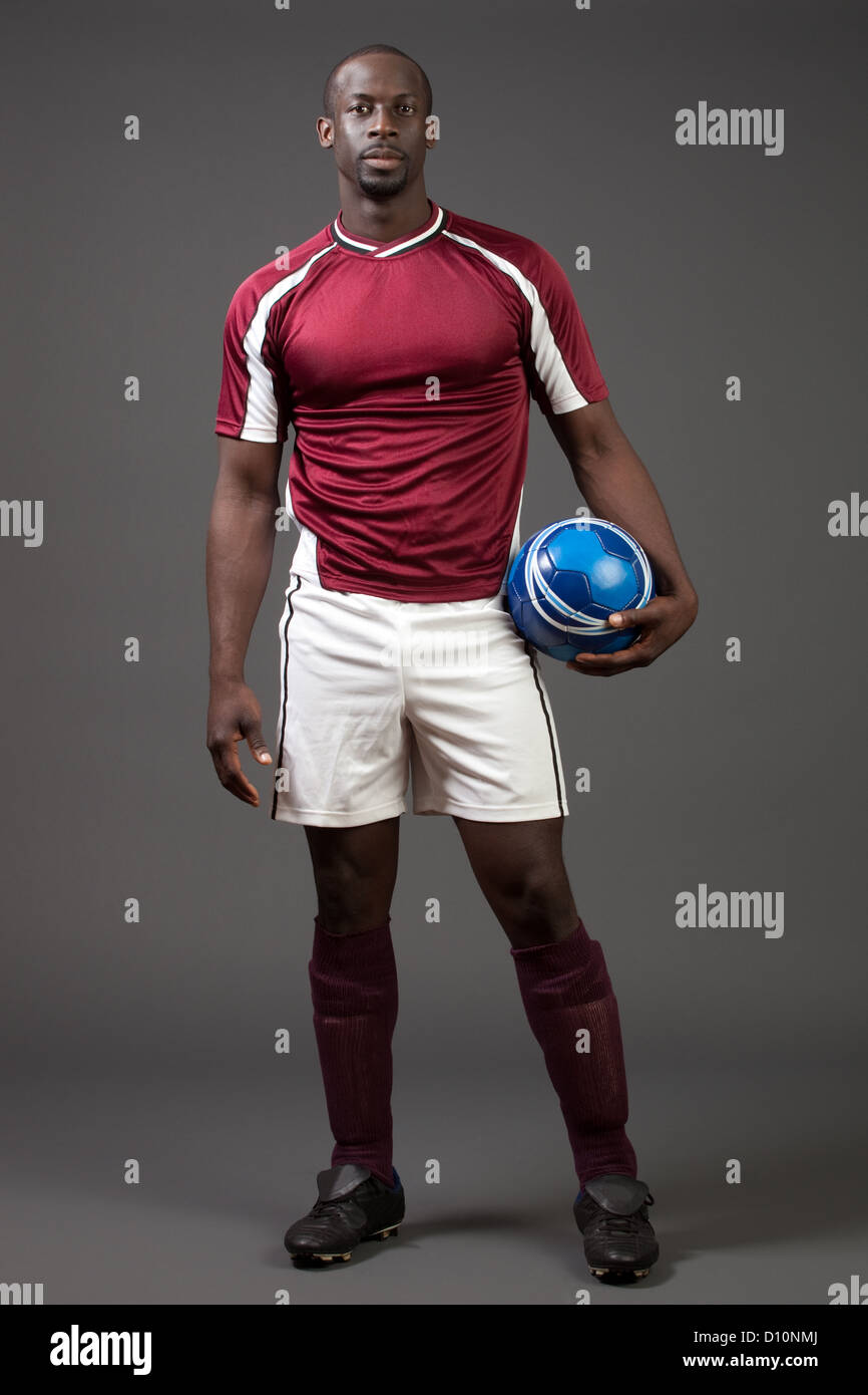 Football soccer player hi-res stock photography and images - Alamy