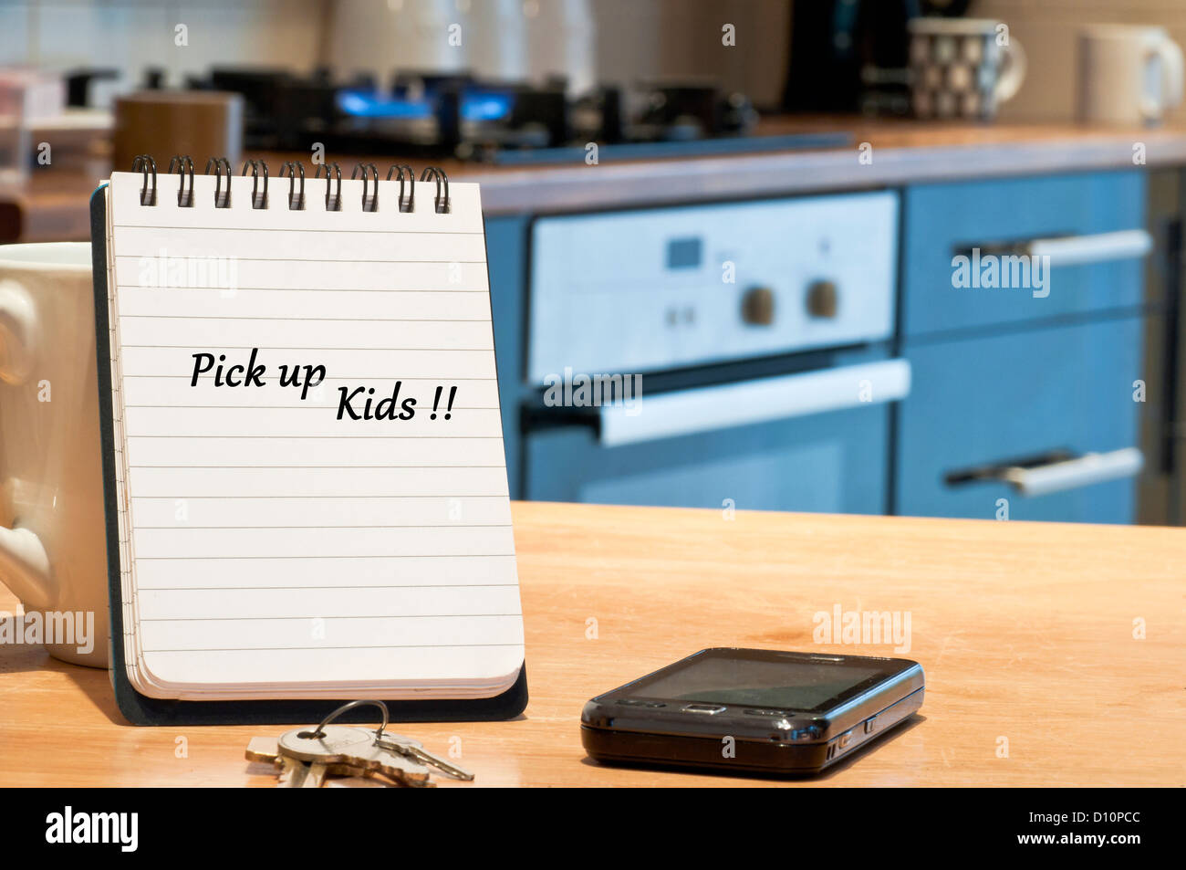 Mums school run Stock Photo - Alamy