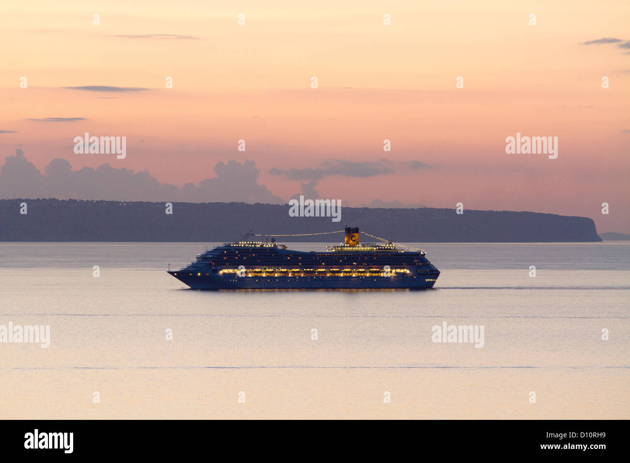 cruise ship sunrise misty Mallorca balearic islands Spain europe Stock ...