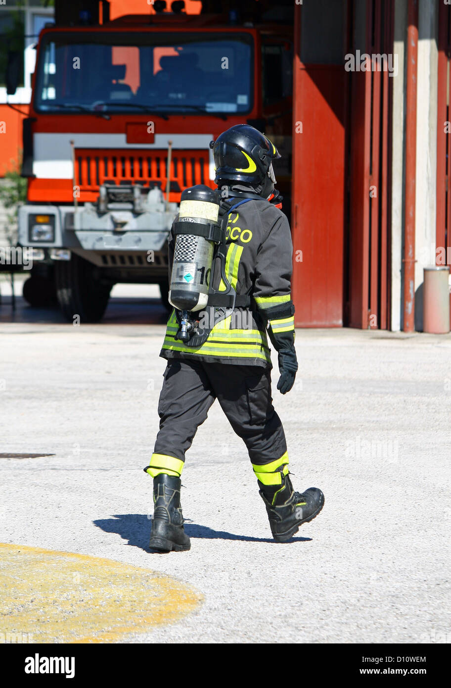 firefighter engaged in the rescue and firefighting Stock Photo - Alamy