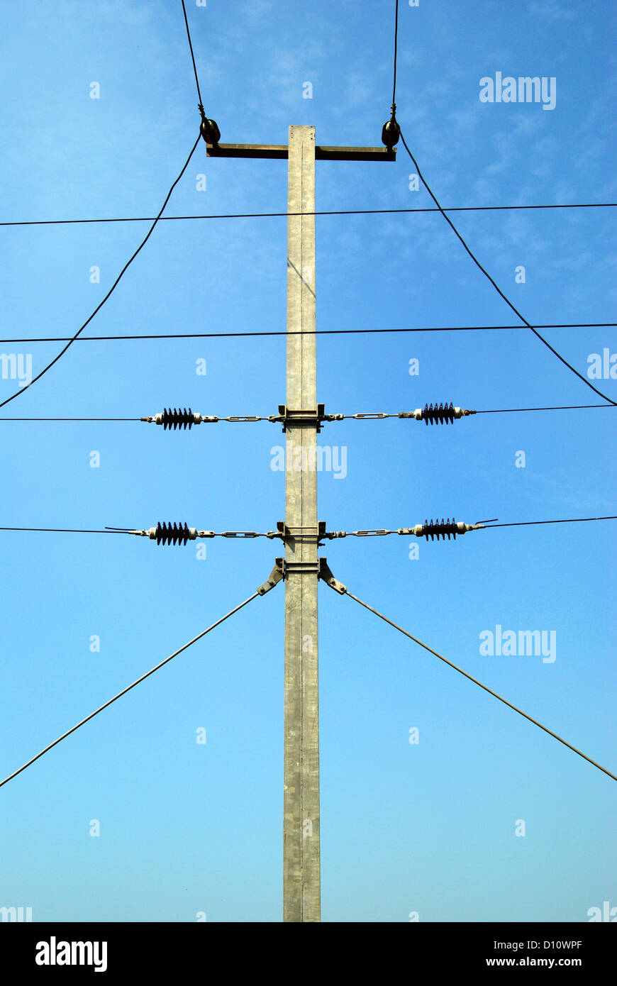 Electric pylon Post and Transmission Wires Connections Stock Photo - Alamy