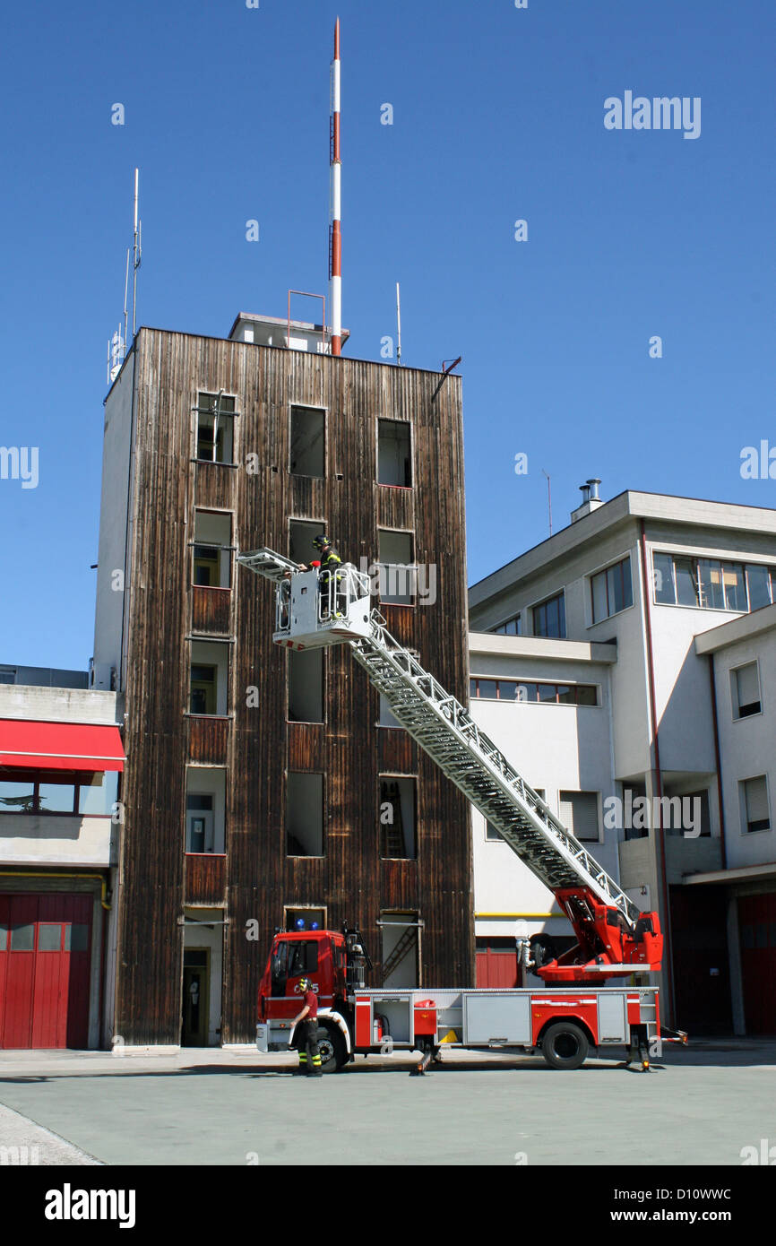 Fire truck ladder rescue hi-res stock photography and images - Alamy