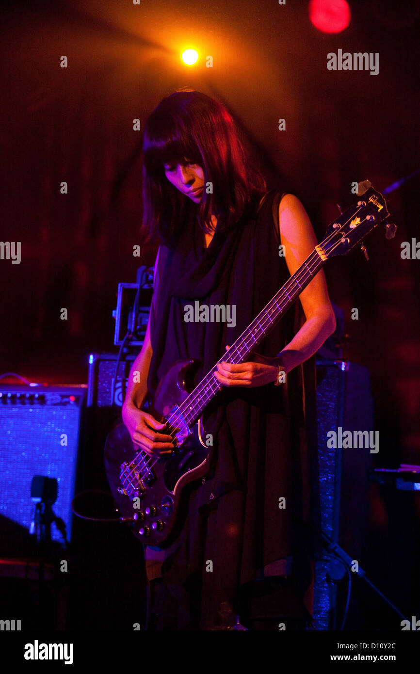 Mono band hi-res stock photography and images - Alamy