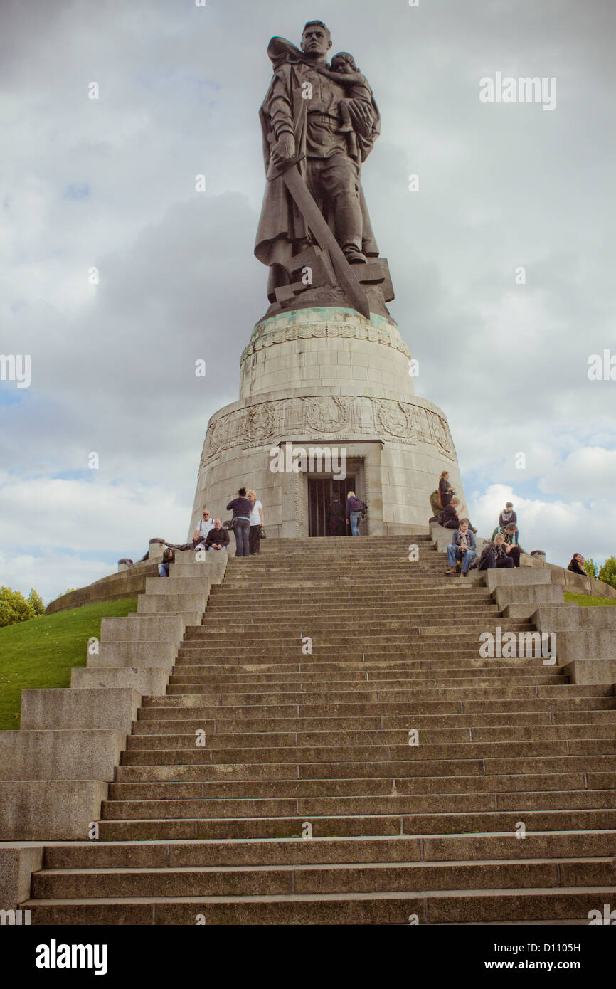 Treptower park, berlin Stock Photo - Alamy