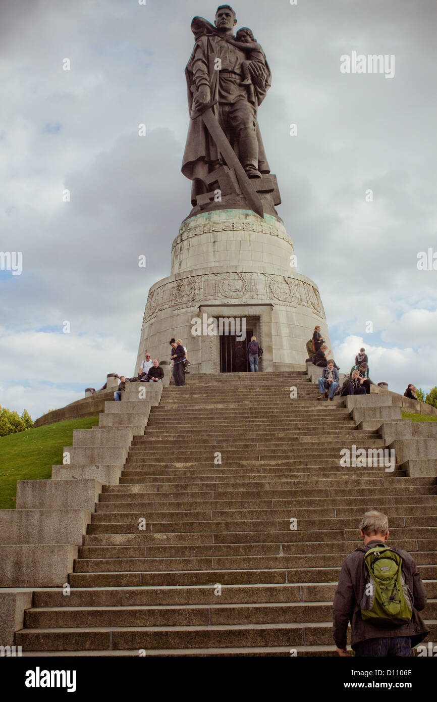 Treptower park, berlin Stock Photo - Alamy