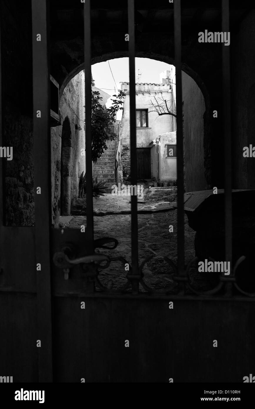 Wall village house in Black and White Stock Photos & Images - Alamy