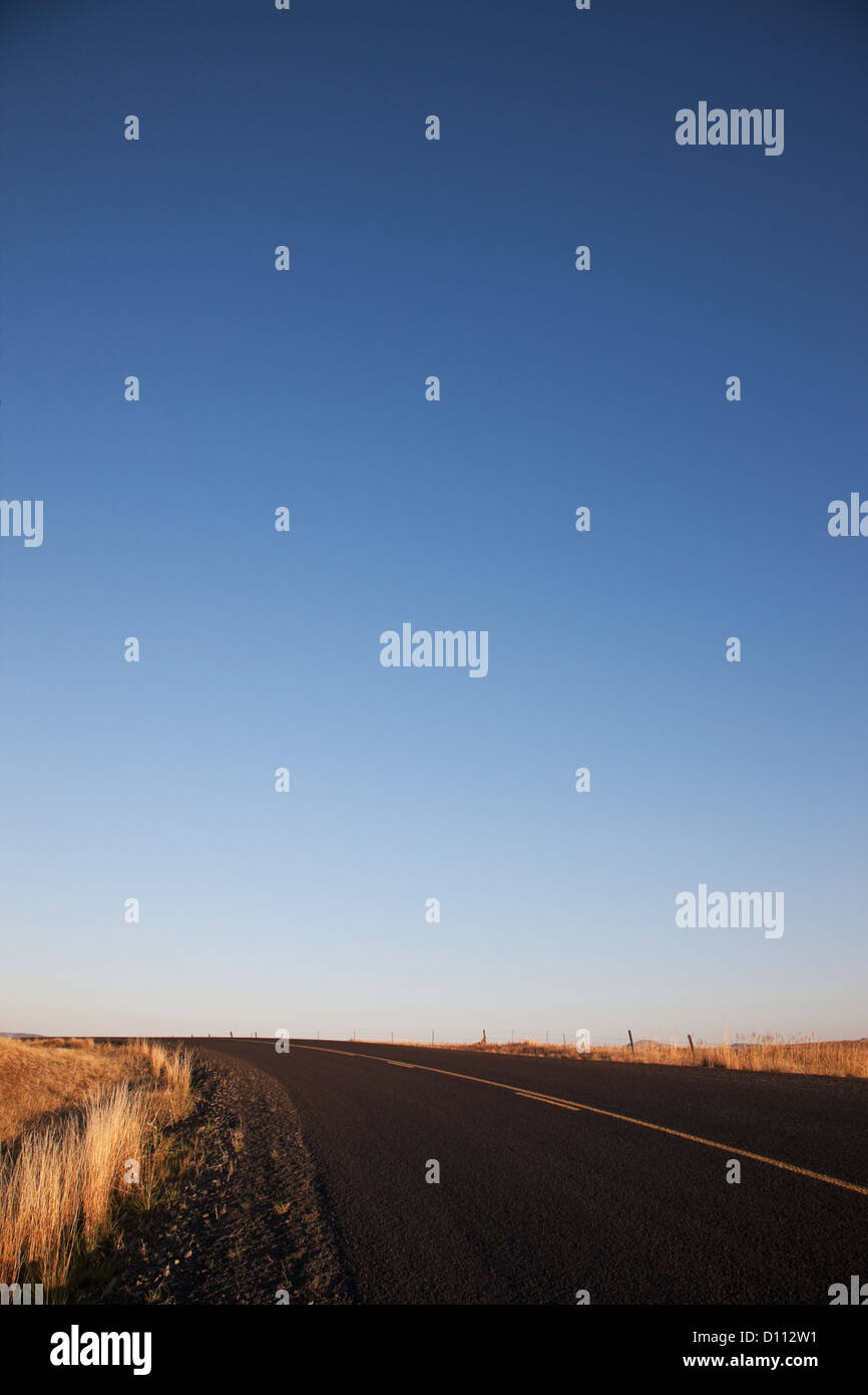 Two lane road hi-res stock photography and images - Alamy