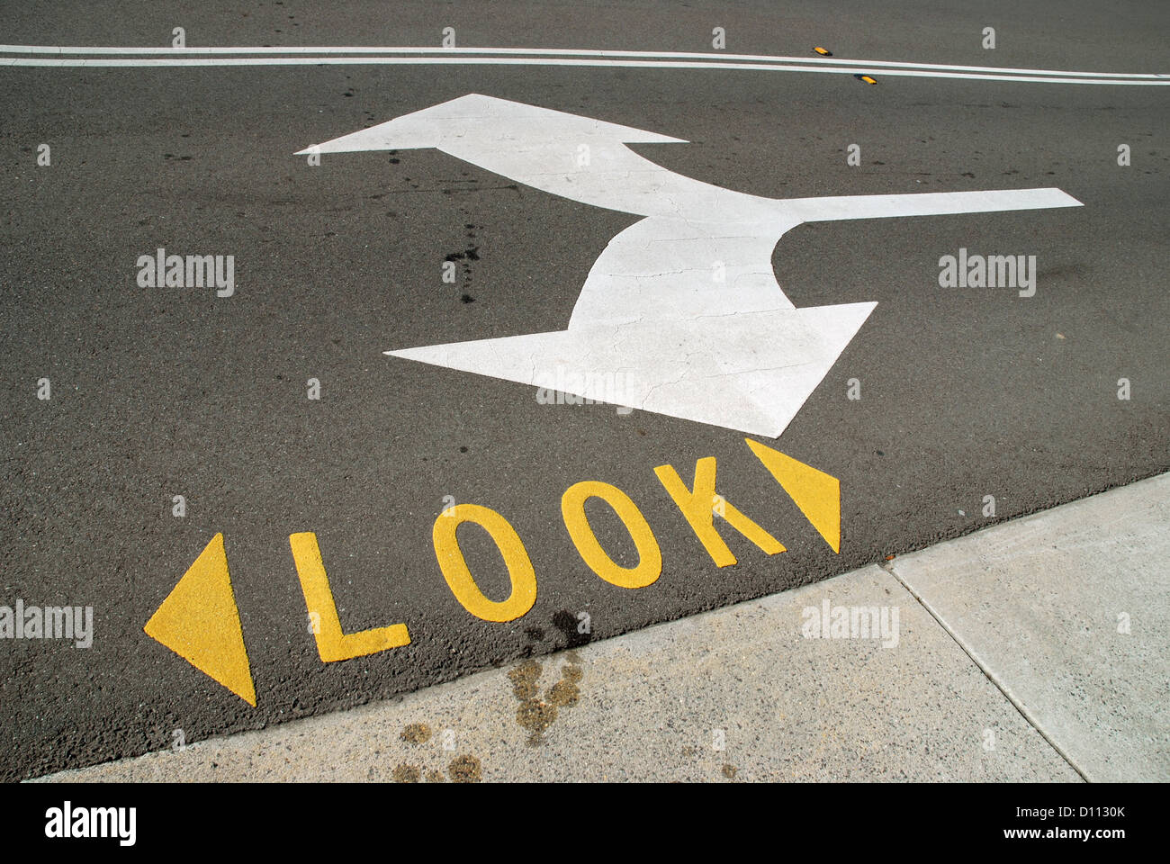 Look road sign, Brisbane, Queensland, Australia Stock Photo - Alamy