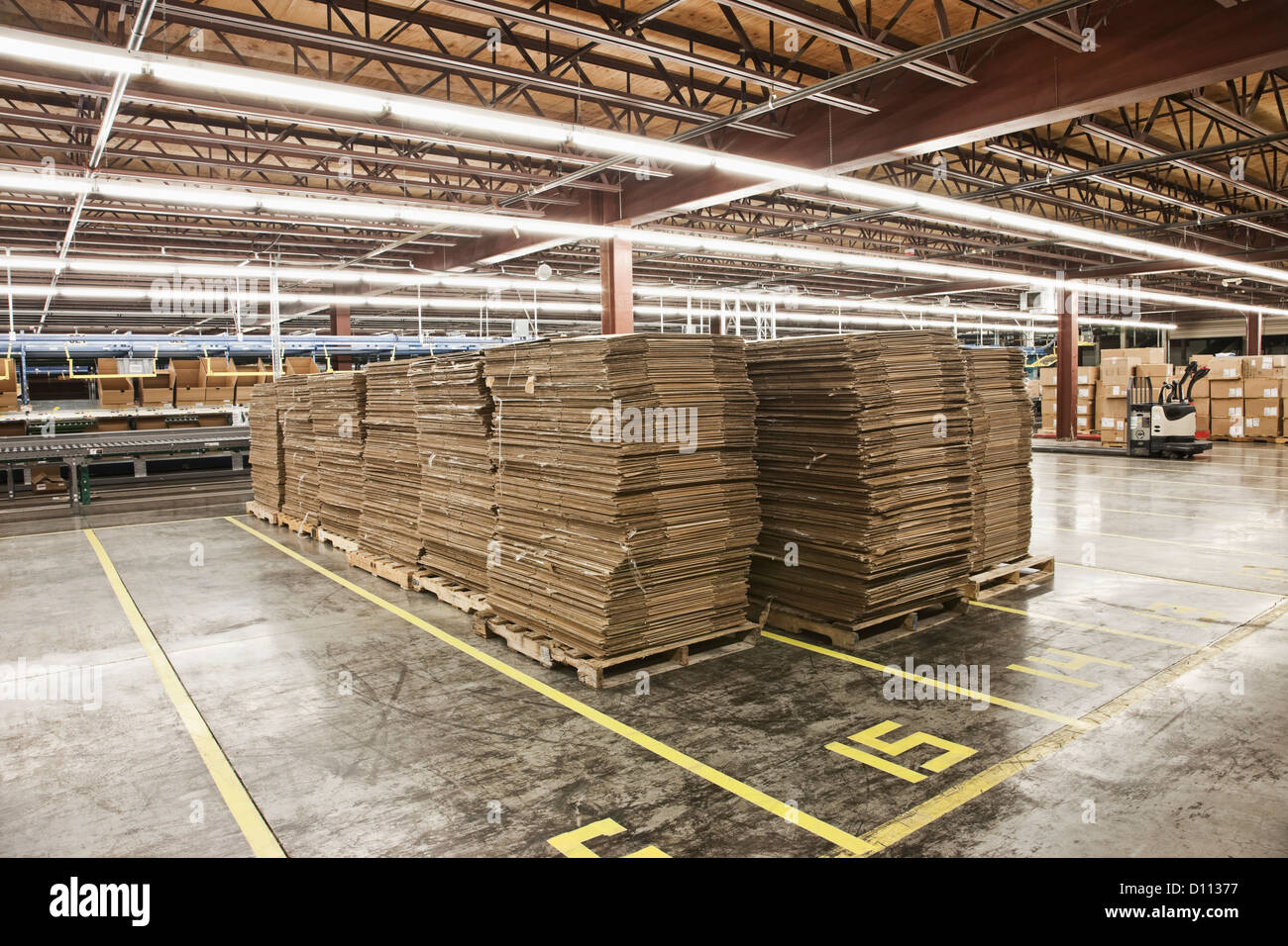 Stacks of Boxes on Pallets Stock Photo - Alamy