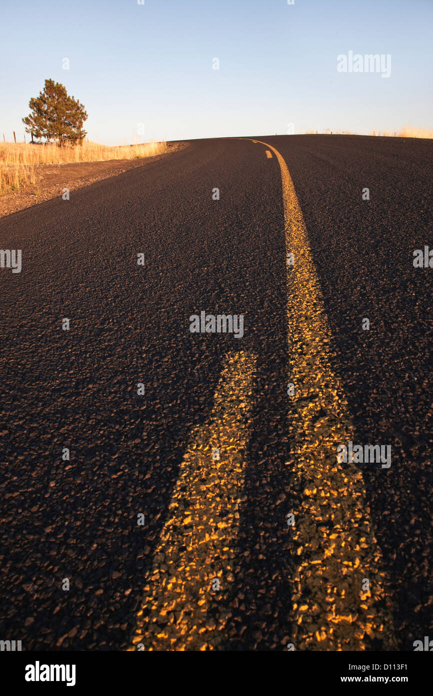 Two lane road hi-res stock photography and images - Alamy
