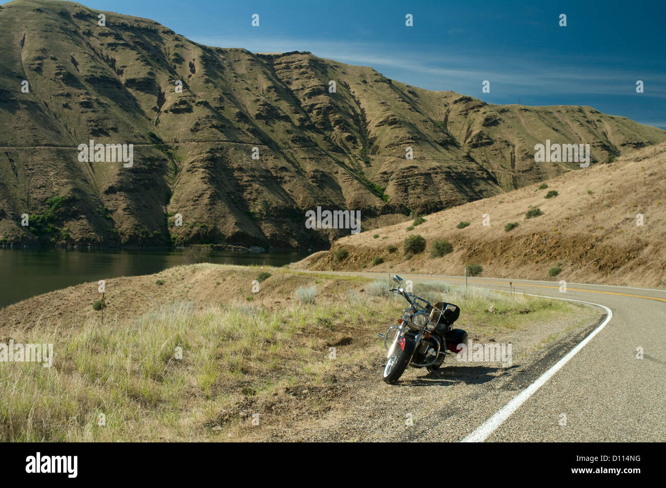 Motorcycle on side road hi-res stock photography and images - Alamy