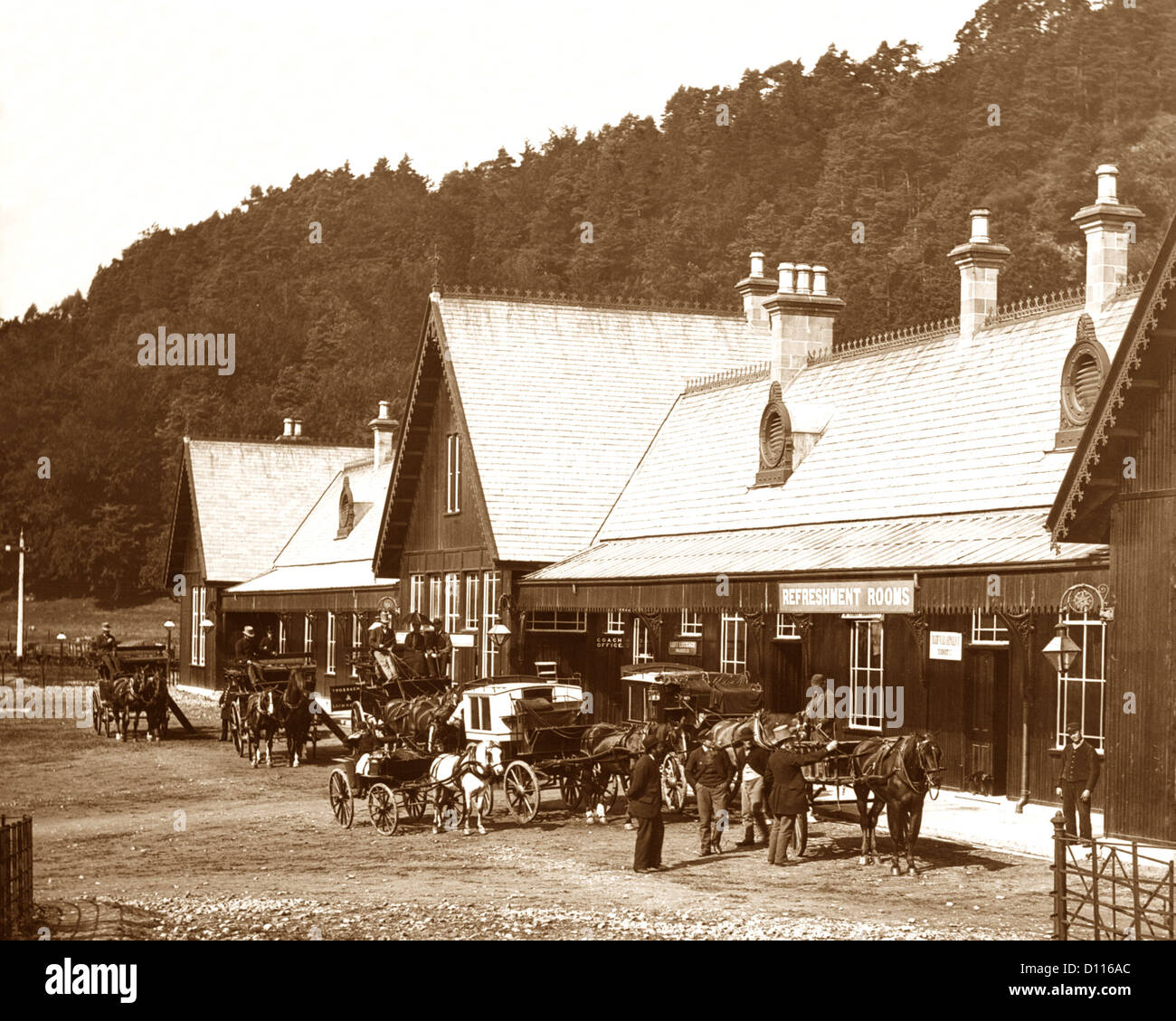 Victorian railway station hi-res stock photography and images - Alamy