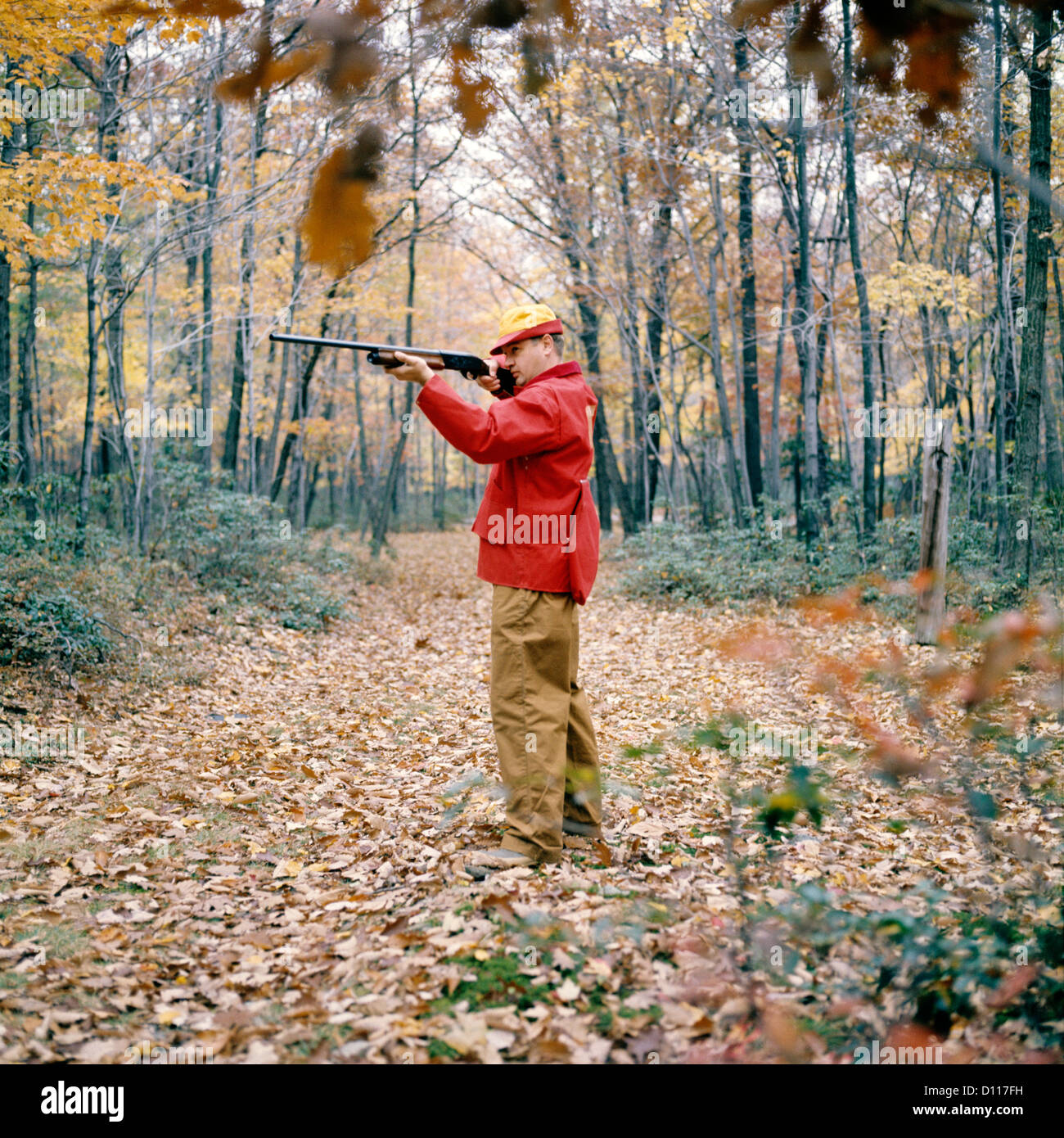 Full length in hunting clothes hi-res stock photography and images - Alamy