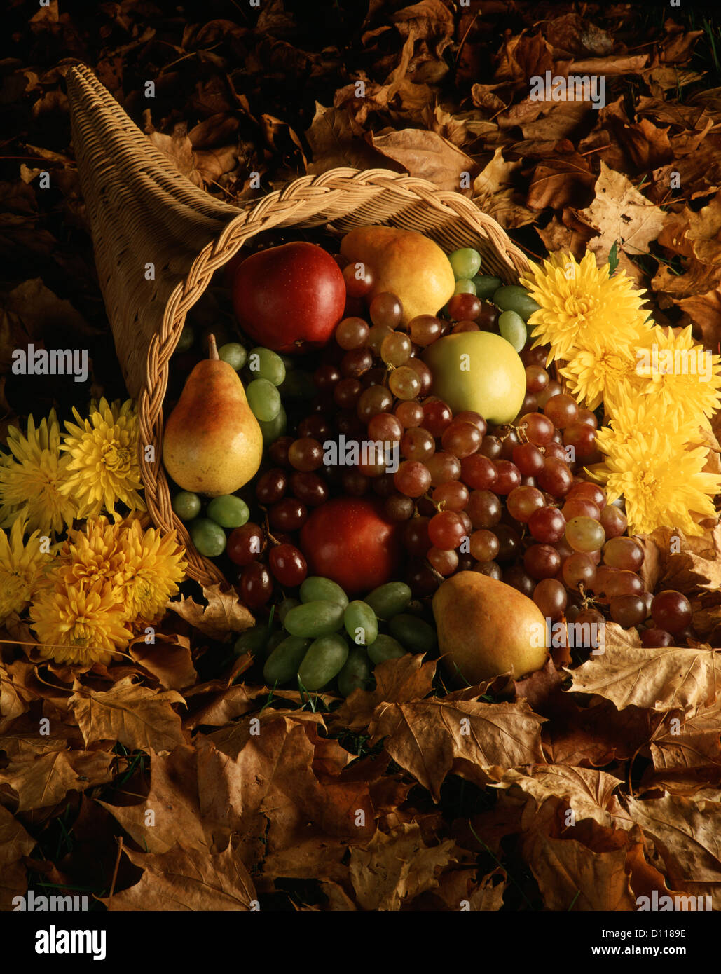 1970s WICKER HORN OF PLENTY FILLED WITH FRUIT APPLES PEARS GRAPES ON ...