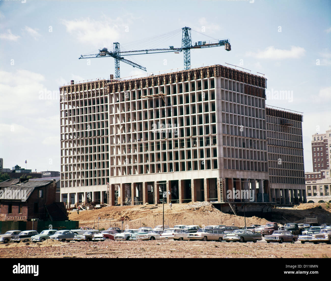 1960s APARTMENT BUILDING CONSTRUCTION SECOND & SPRUCE STREETS ...