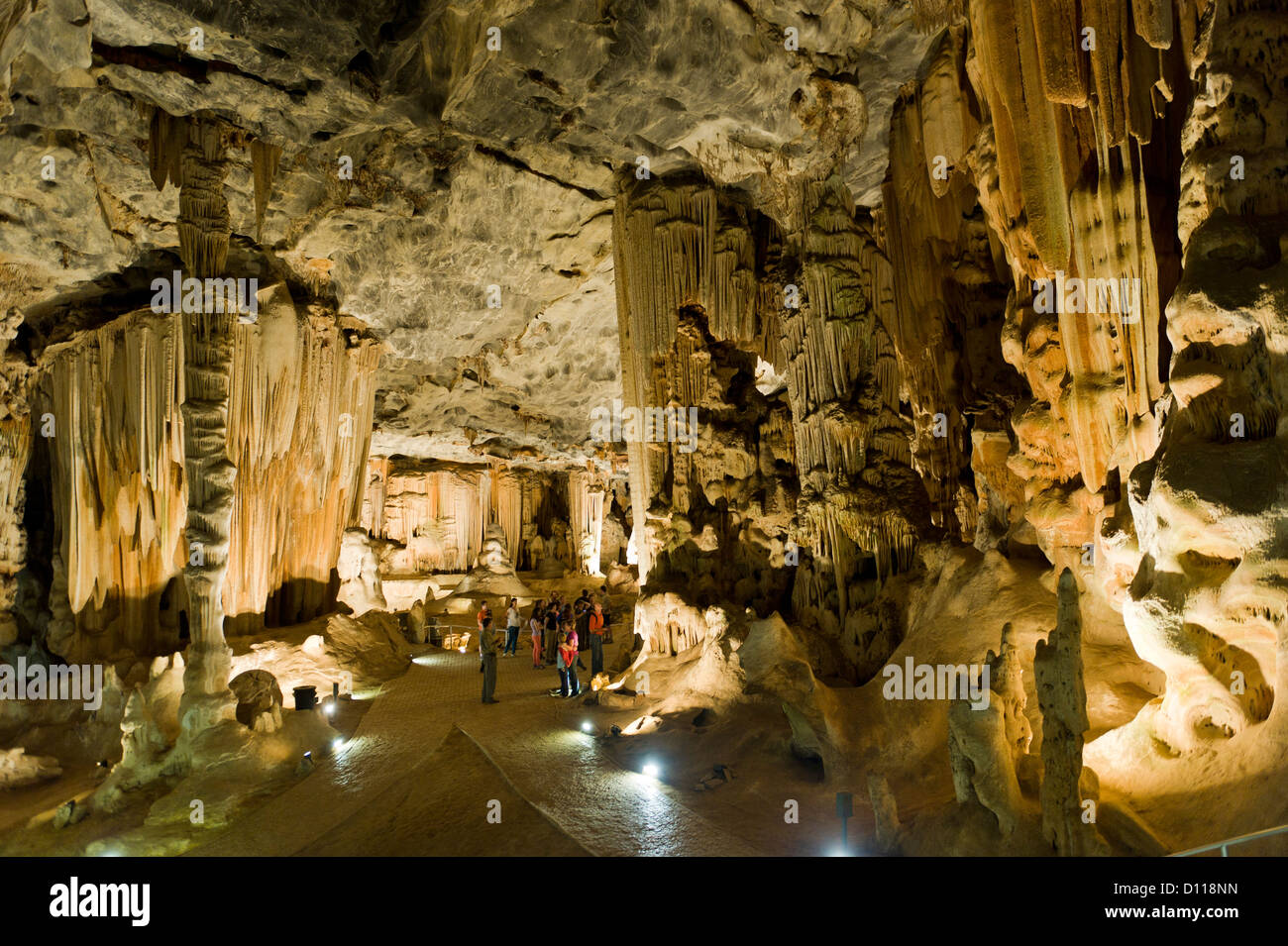 Stalactites and stalagmites in Van Zyl's Hall inside the Cango Caves ...