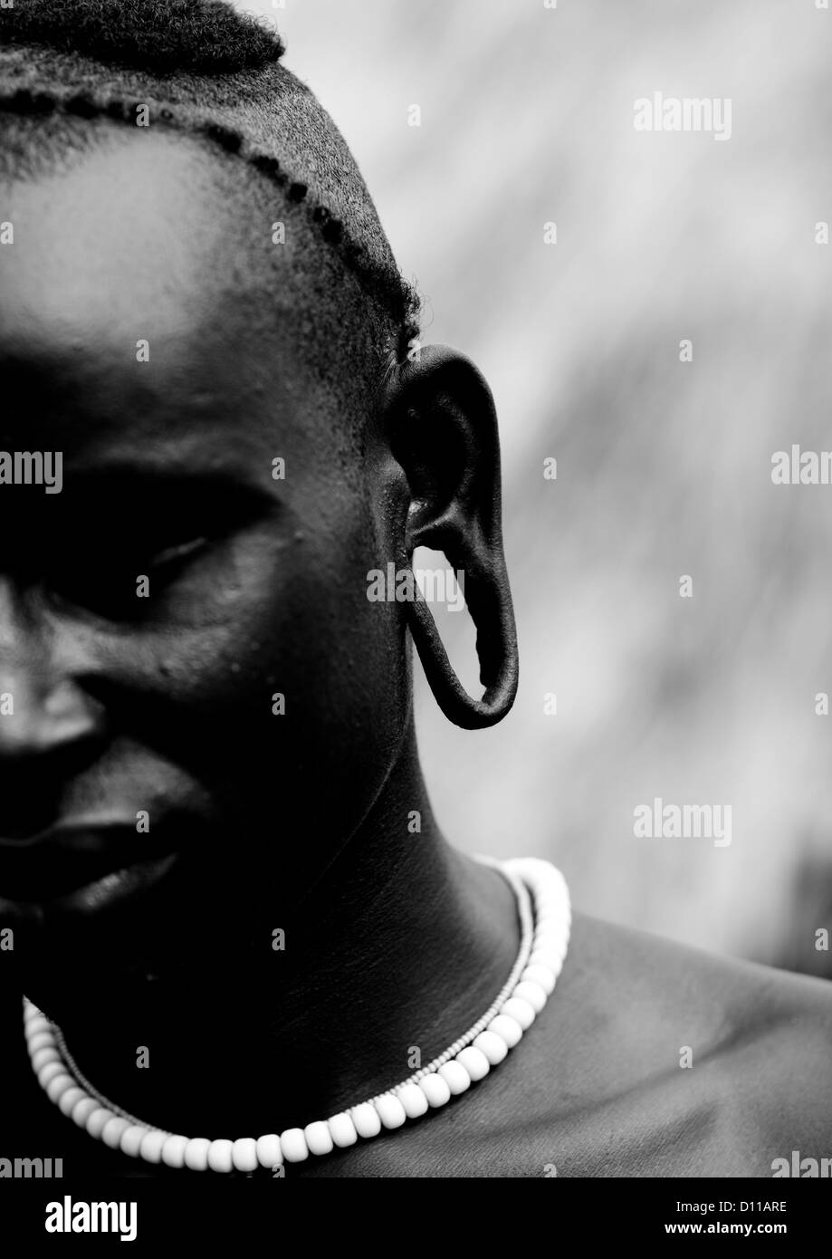 Surma Tribe Stock Photos & Surma Tribe Stock Images - Alamy