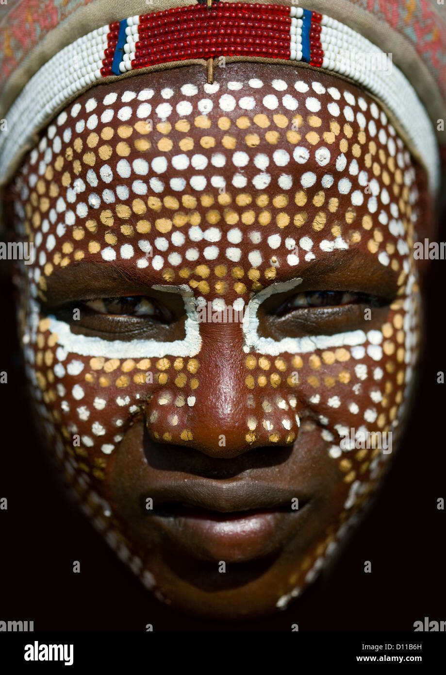 Close Up Portrait Of Erbore Tribe Man With Face Paint, Weito, Omo ...