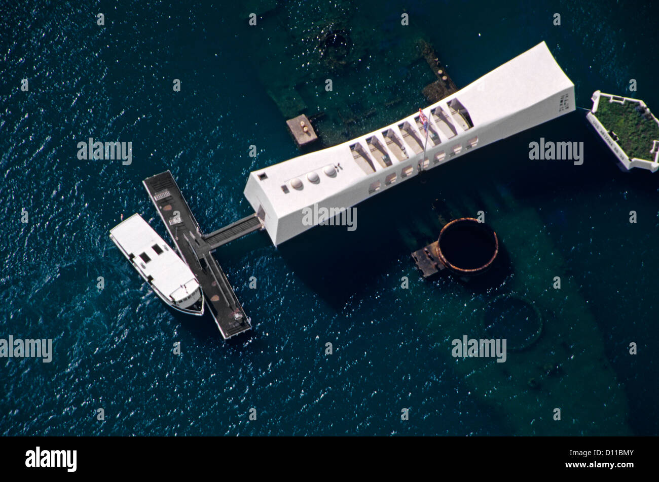 Uss arizona memorial aerial hi-res stock photography and images - Alamy