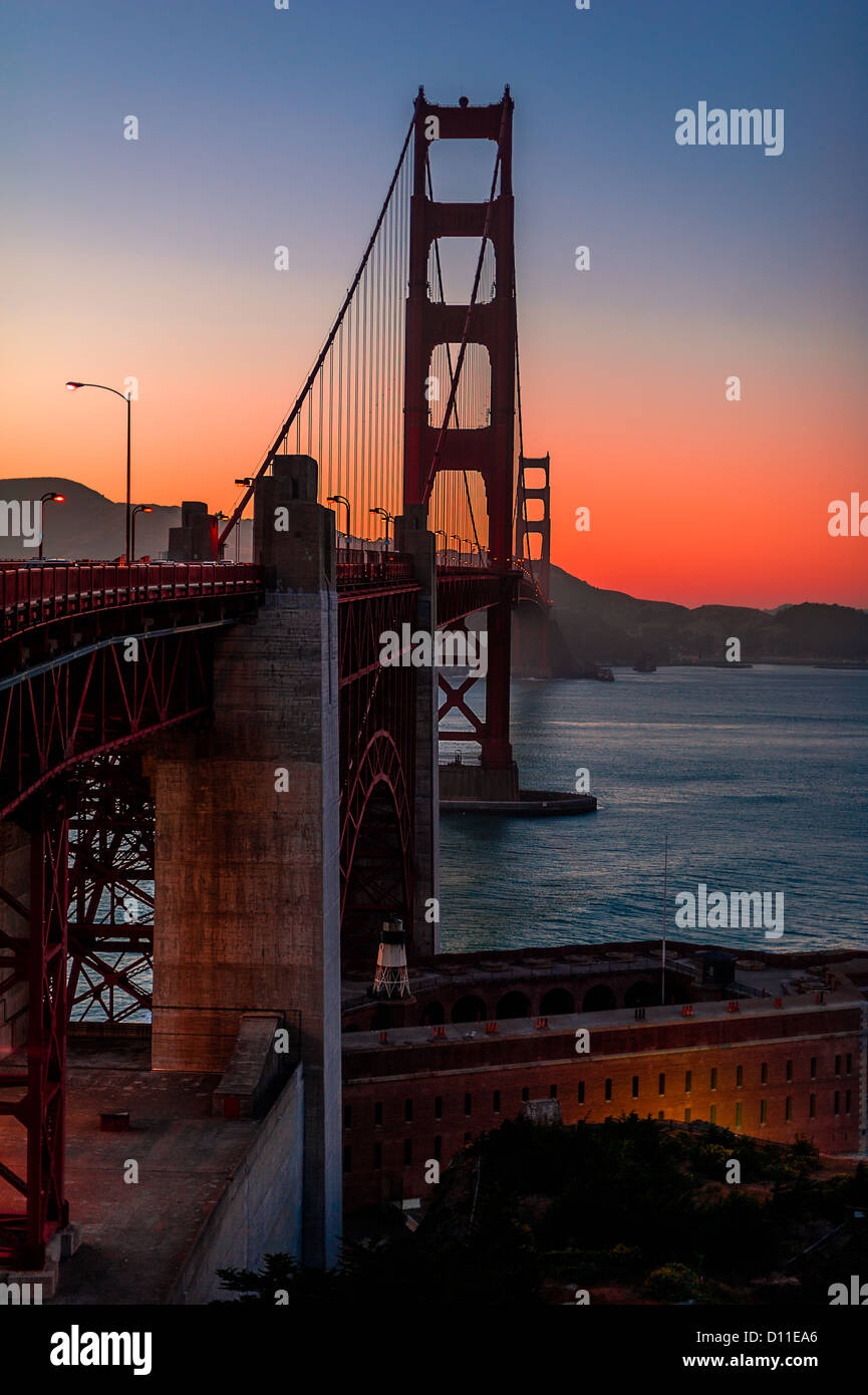 Sunset with gate hi-res stock photography and images - Alamy