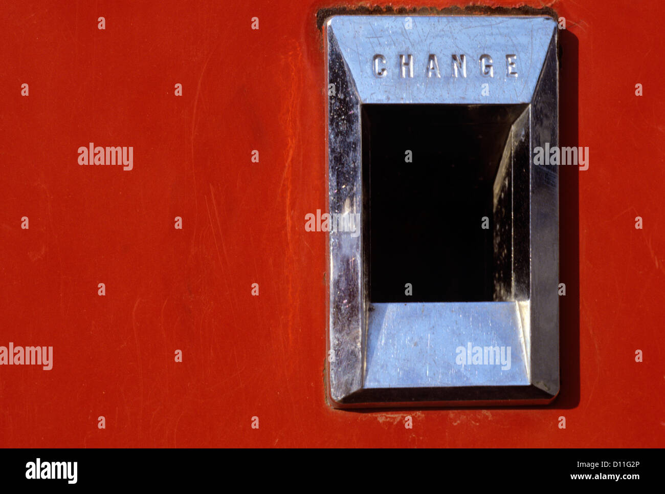 CLOSE UP OF CHANGE SLOT ON VENDING MACHINE Stock Photo - Alamy