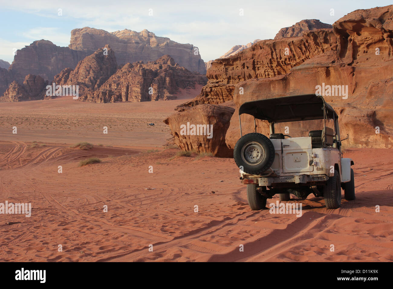 Old jeep red car desert hi-res stock photography and images - Alamy