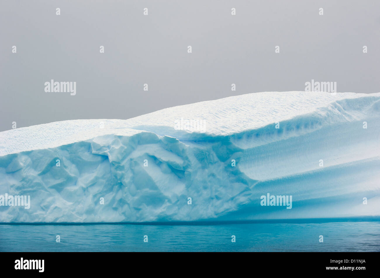 Flat iceberg hi-res stock photography and images - Alamy