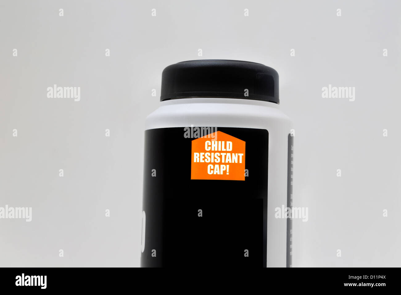 Child resistant cap hi-res stock photography and images - Alamy