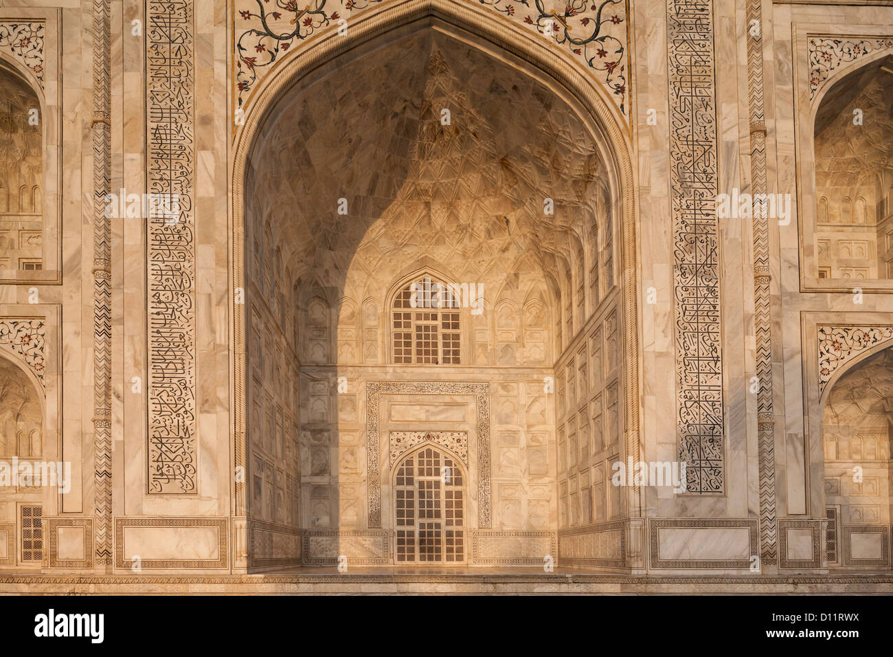 Calligraphy india hi-res stock photography and images - Alamy