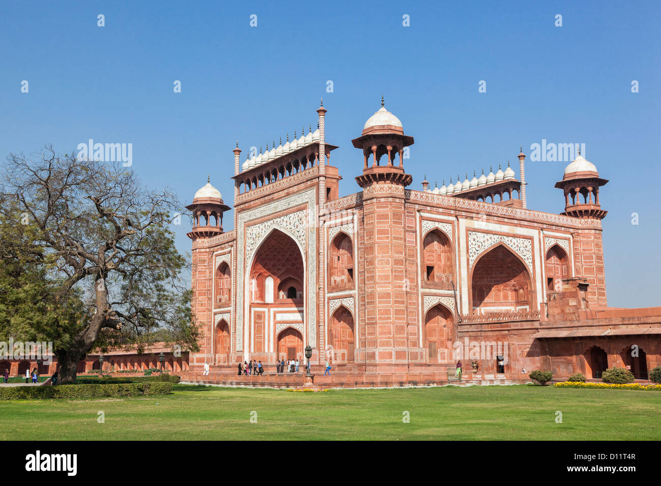 India, Uttar Pradesh, Agra, View of Taj Mahal Stock Photo - Alamy