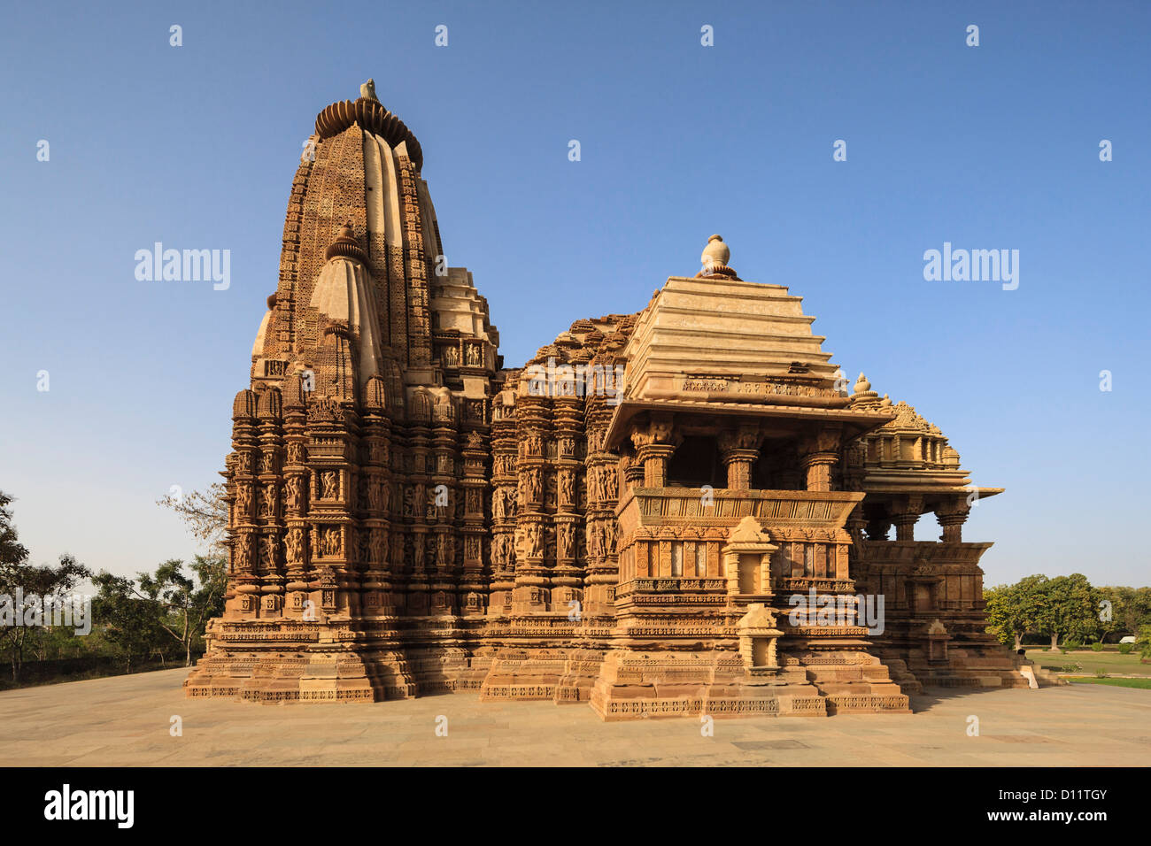 India, Madhya Pradesh, Jagadambi temple at Khajuraho Stock Photo - Alamy