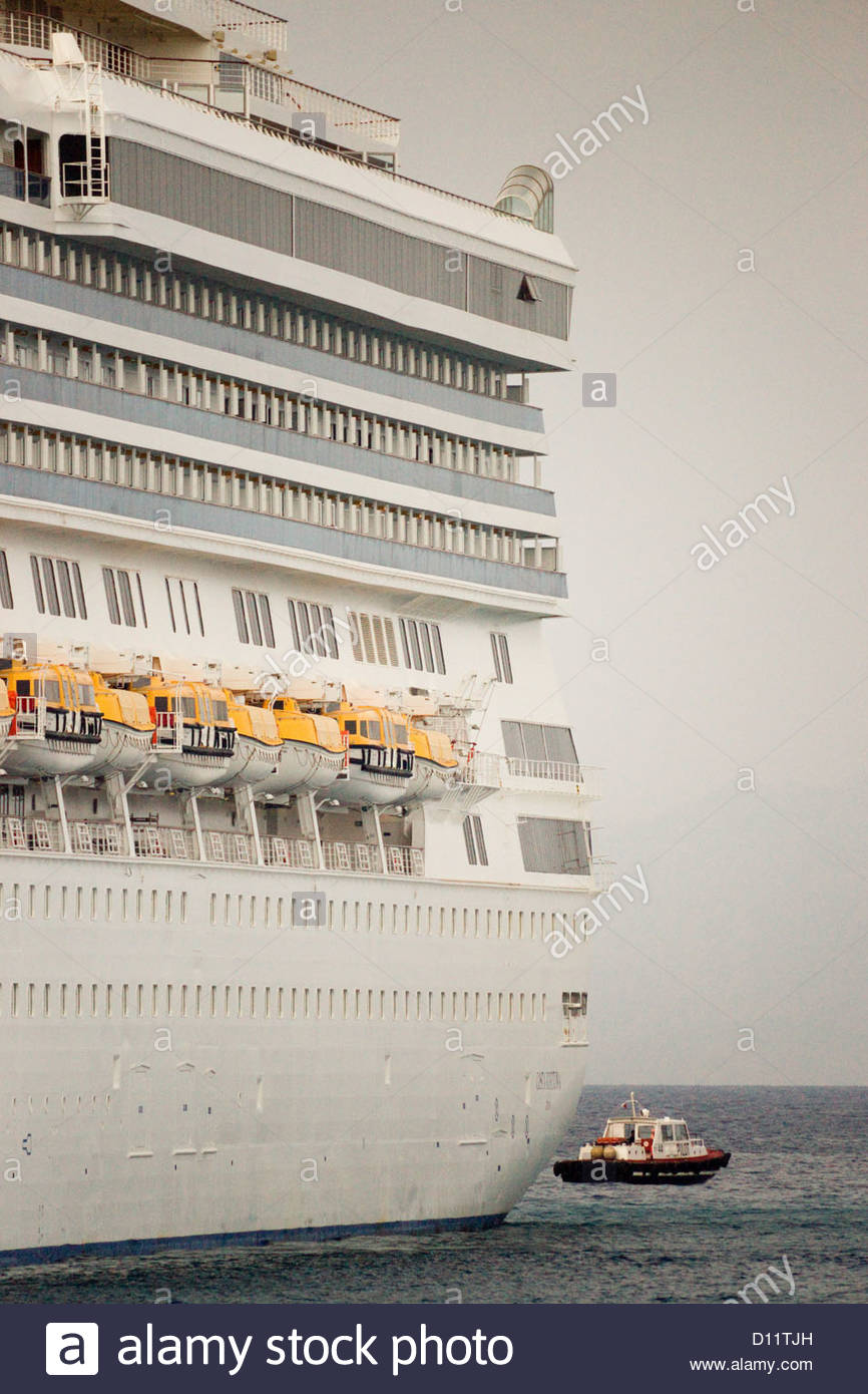 Ship Waterline Stock Photos & Ship Waterline Stock Images - Alamy