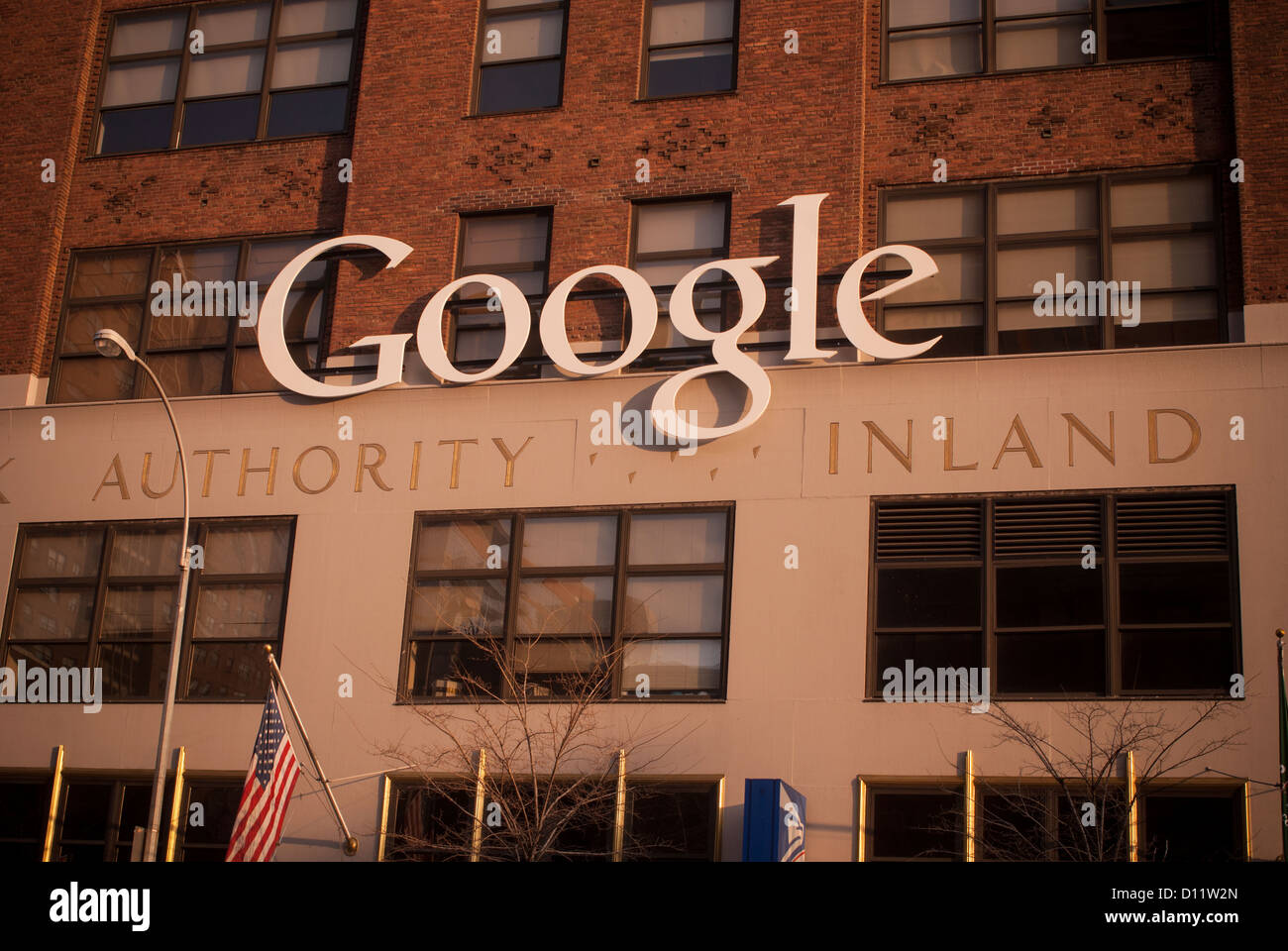 Google new york office hi-res stock photography and images - Alamy